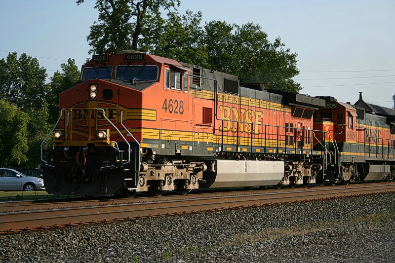 BNSF 4628